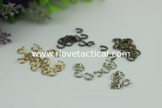 Manufacturing cheap fashion light gold small wire iron round metal buckles 5 mm
