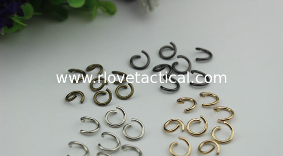 2018 Latest design simple durable 7 MM gold round shape metal iron wire buckles for clothes