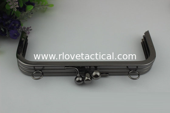 Exquisite Fashion Hardware Light Gold 170 MM Iron Metal Frame With Plastic Box