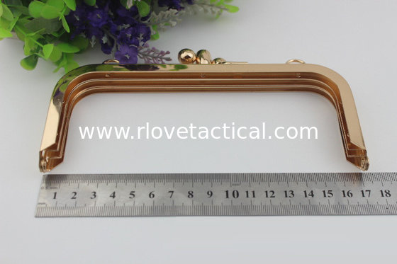 Exquisite Fashion Hardware Light Gold 170 MM Iron Metal Frame With Plastic Box