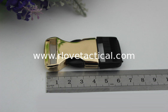 Novelty Design Zinc Alloy And Plastic Nickel Color 1 Inch Fast Release Metal Buckles For Pet Accessories