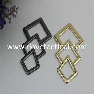 Novelty design triangle pattern gold & gunmetal zinc alloy metal logo plate for shoes accessories