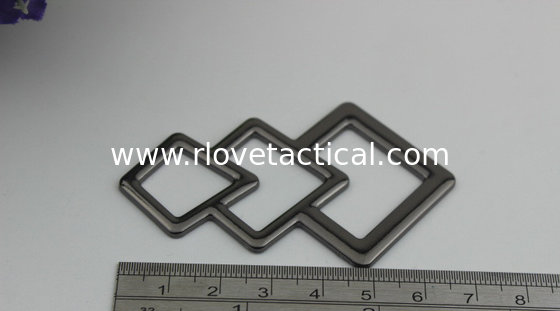 Novelty design triangle pattern gold & gunmetal zinc alloy metal logo plate for shoes accessories