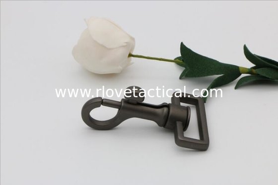 Europe & America style zinc alloy black 32 mm dog snap hook with hanging plating