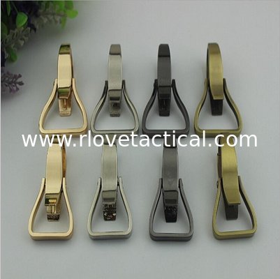 New style zinc alloy 4 color provide bag accessory 25 mm & 31 mm width triangle snap hook