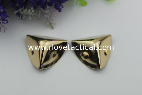 Guangzhou manufacturer decorative light gold 45*22 mm metal bag corner for handbag