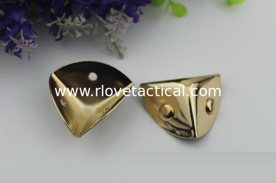 Guangzhou manufacturer decorative light gold 45*22 mm metal bag corner for handbag