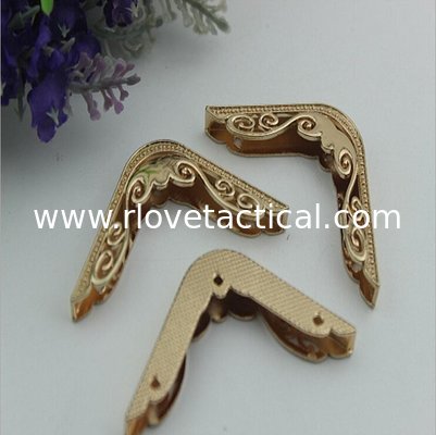 Metal handbag hardware light gold zinc alloy right-angle corner protector for bag accessory