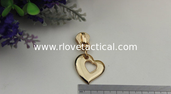 Luggage hardware accessory custom zinc alloy love heart shape metal zipper puller slider 5#