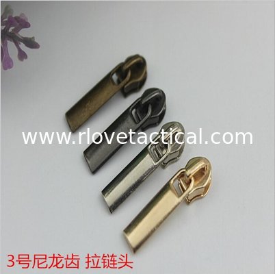Factory direct sale zinc alloy nylon zipper teeth 3# handbag gold zipper puller design