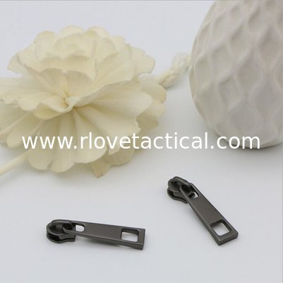 Super quality handbag hardware decorative gunmetal color 3# square shape zipper puller with slider