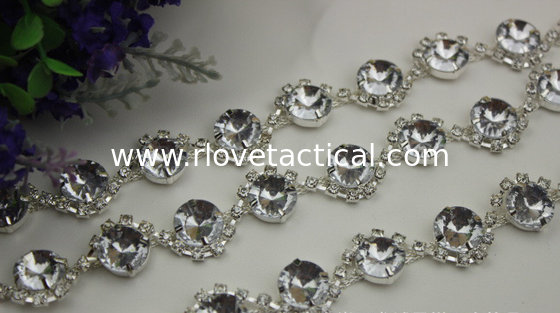 Beautiful customized silver color diamond hardware iron 17 mm luxury chain for bags