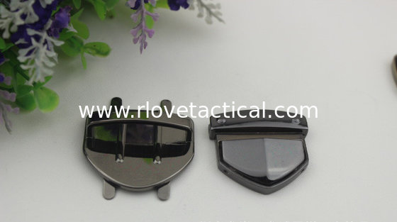 Custom various color zinc alloy handbag metal push locks wholesale