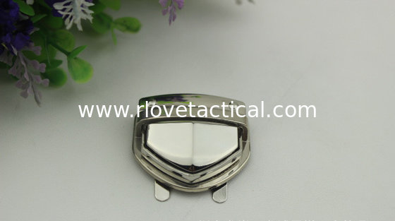 Custom various color zinc alloy handbag metal push locks wholesale