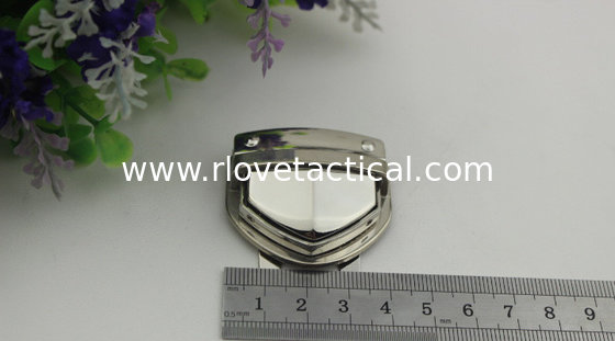 Custom various color zinc alloy handbag metal push locks wholesale