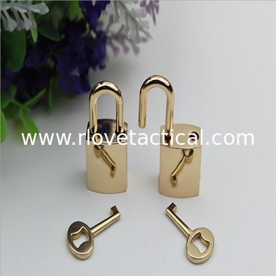 Korean style zinc alloy gunmetal color decorative lock with keys for bags