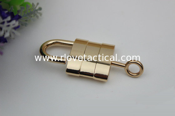 Custom high quality 3 size zinc alloy light gold decorate handbag metal turn lock with key
