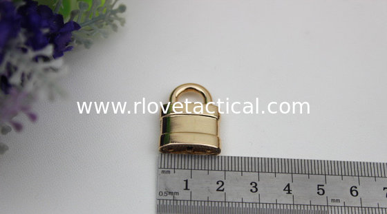Custom high quality 3 size zinc alloy light gold decorate handbag metal turn lock with key