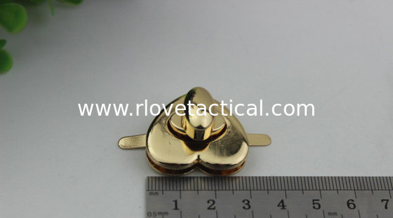 New fashion zinc alloy gold color metal bag hardware twist lock with nickel free