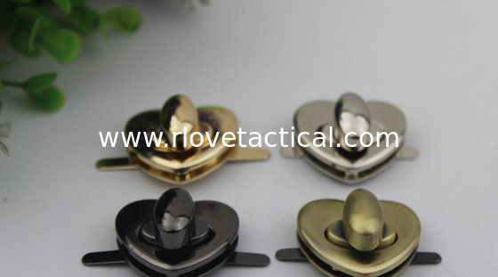 New fashion zinc alloy gold color metal bag hardware twist lock with nickel free