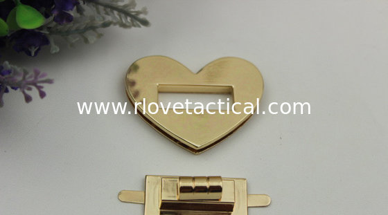 2018 New style metal hardware products zinc alloy gold bag accessories heart shape metal bag locks