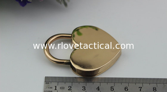 Fashion hardware handbag light gold decorative zinc alloy hanging heart shaped concentric lock for sales