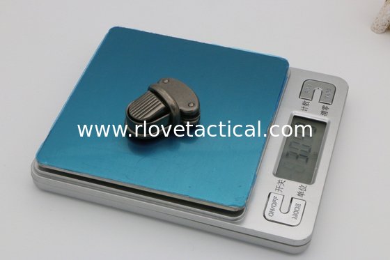 Hot sell OEB/gunmetal color handbags hardware press locks with cheap price