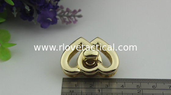 Design love-heart shape zinc alloy gold metal twist locks for purse