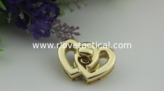 Design love-heart shape zinc alloy gold metal twist locks for purse