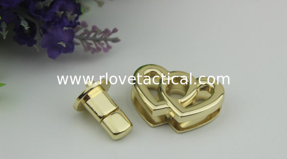 Design love-heart shape zinc alloy gold metal twist locks for purse