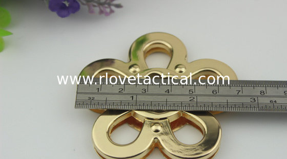 Free Sample High Polished Gold Plated Flower Shape Bag Turn Twist Lock For Handbag