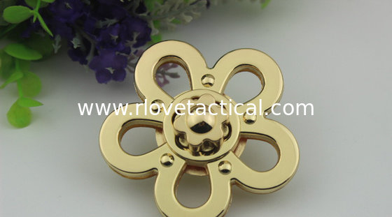 Free Sample High Polished Gold Plated Flower Shape Bag Turn Twist Lock For Handbag