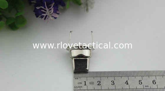 Guangzhou bag oval shape hardware zinc alloy silver color metal twist turn lock for purse