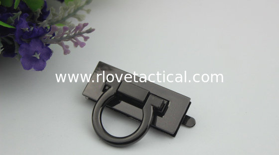 Guangzhou hardware factory zinc alloy custom hanging nickel color handbag locks
