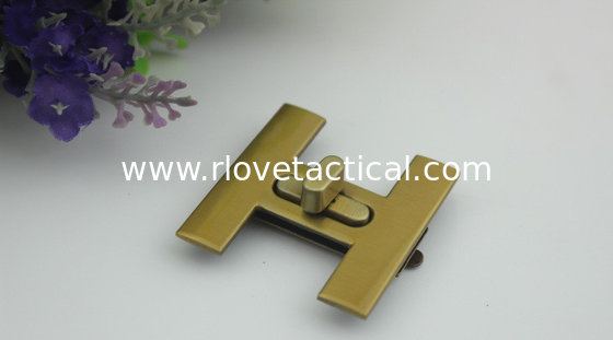 Novelty design H letters zinc alloy metal gold handbag turn locks