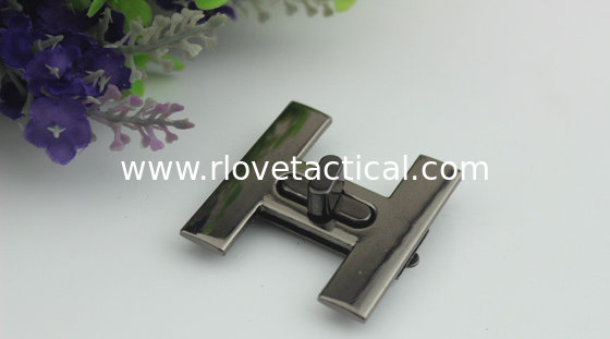 Novelty design H letters zinc alloy metal gold handbag turn locks