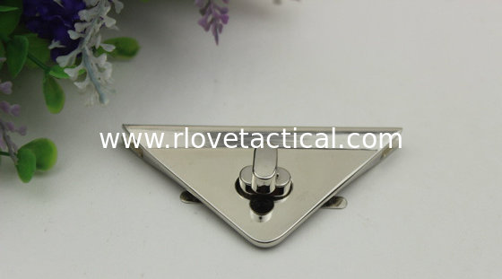 Design triangle shape light gold & nickel bag twist turn lock