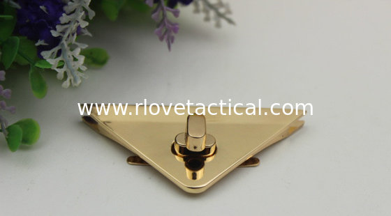 Design triangle shape light gold & nickel bag twist turn lock