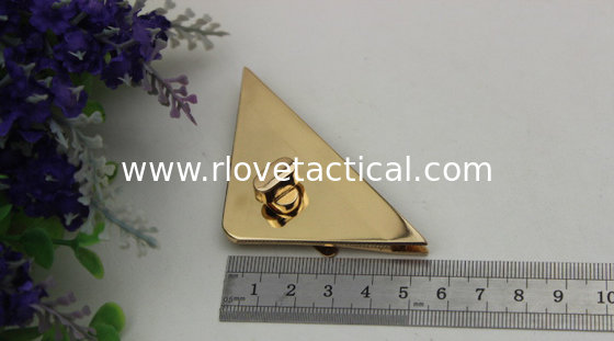 Design triangle shape light gold & nickel bag twist turn lock