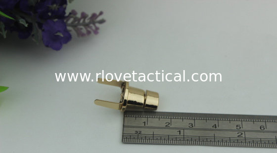 Hot production zinc alloy drip glue craft cute black & white bear decorative metal purse twist lock