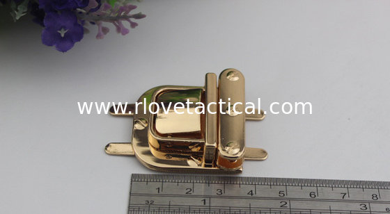 Good plating hardware light gold zinc alloy bag push press locks