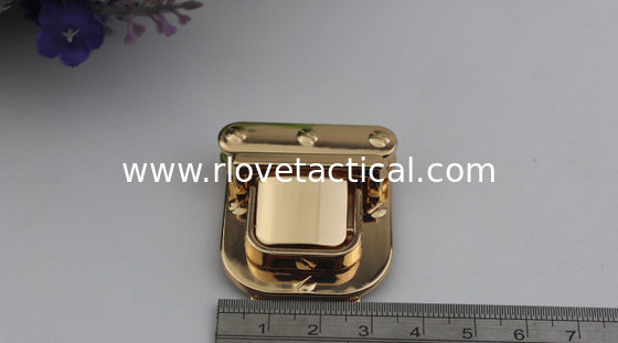 Good plating hardware light gold zinc alloy bag push press locks