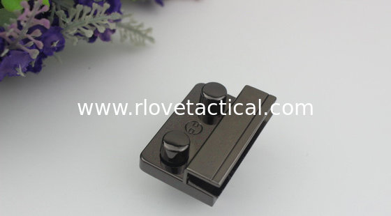 Handbag hardware suppliers wholesale light gold metal push lock