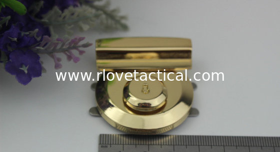 High quality bag hardware accessory gold color snap push lock for handbag
