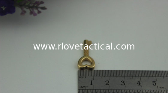 Luxury heart shape decorative light gold wedding padlock for purse