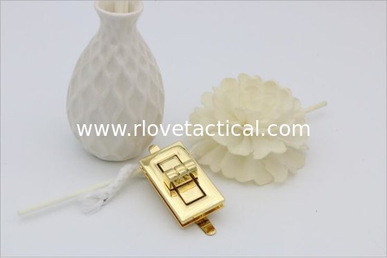 Newest custom simple rectangle light gold bag hardware twist turn locks