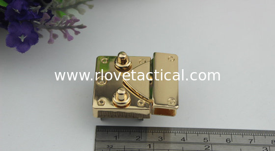 2019 New Products Zinc Alloy Light Gold Metal Thumb Catch Bag Push Locks