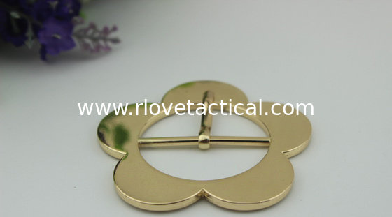 Novelty design bag cover head decoration zinc 42 mm shiny gold flower belt pin buckle for clothing decoration fittings