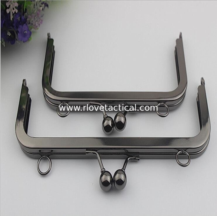 High Quality Bag Hardware Gunmetal Color 19 CM & 15.3 CM Iron Purse Box And Metal Frame Design