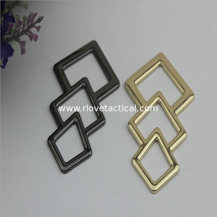 Novelty design triangle pattern gold & gunmetal zinc alloy metal logo plate for shoes accessories